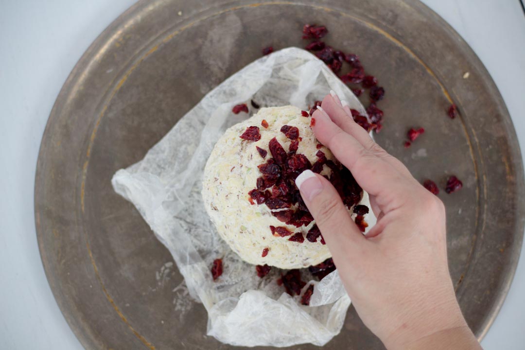 Delicious Holiday Appetizer White Cheddar Cheese Ball - Devour Dinner ...