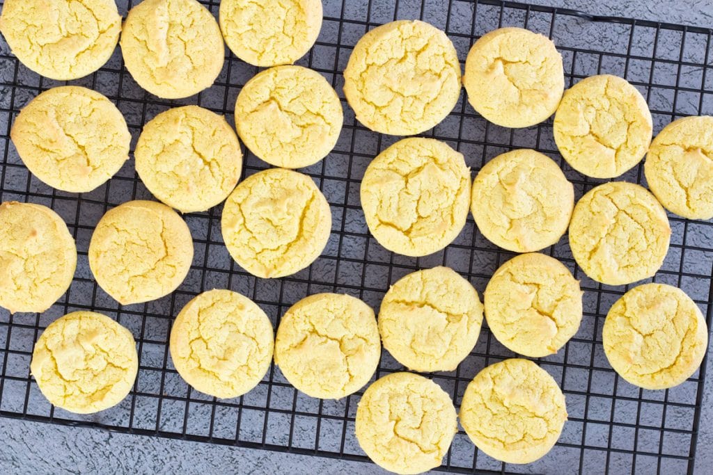 Easy Golden Oreo Cookies made with Yellow Cake Mix - Devour Dinner