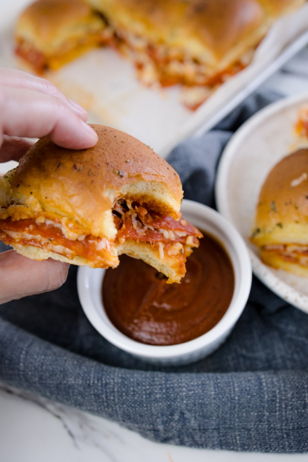 Pizza Sliders - Devour Dinner